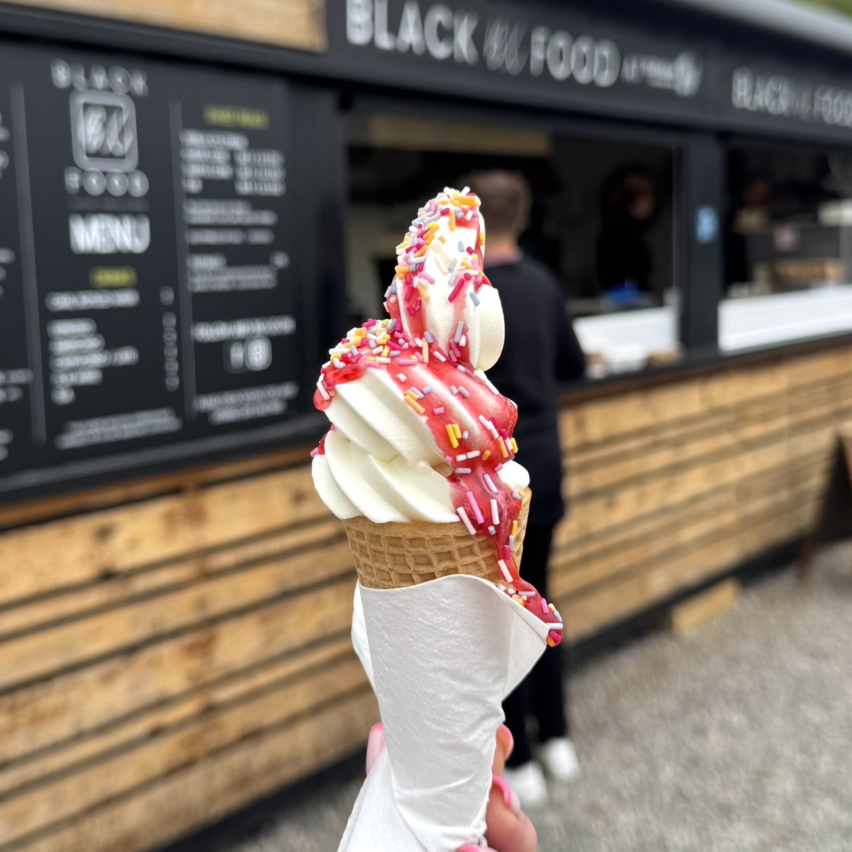 Black Bx Food - Torvean Caravan Park